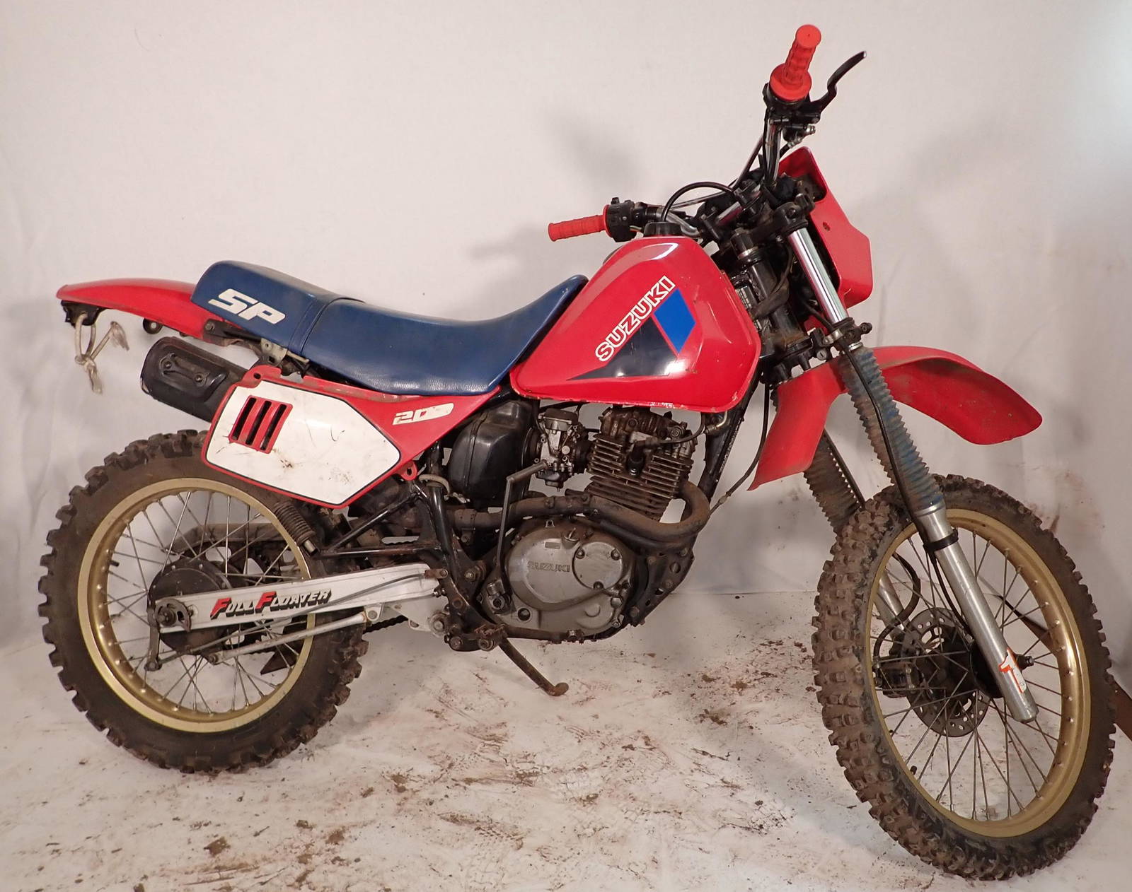1986 Suzuki Sp 200 G Enduro Motorcycle Auction
