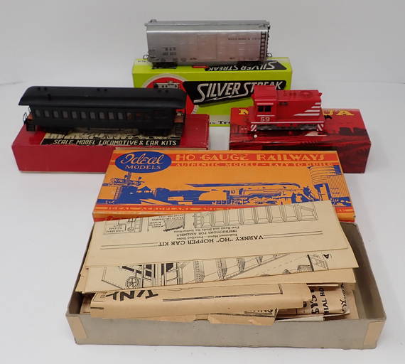 Tru Scale Silver Streak Misc Ho Train Models