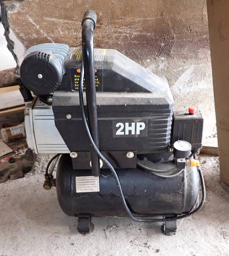 Central Pneumatic 2hp Air Compressor