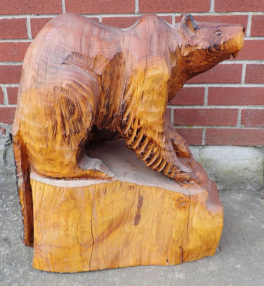 Wood Carved Beaver / Otter Auction