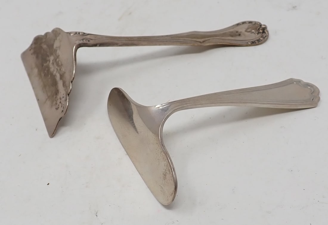 2 Sterling Silver Crumb Scrapers Auction