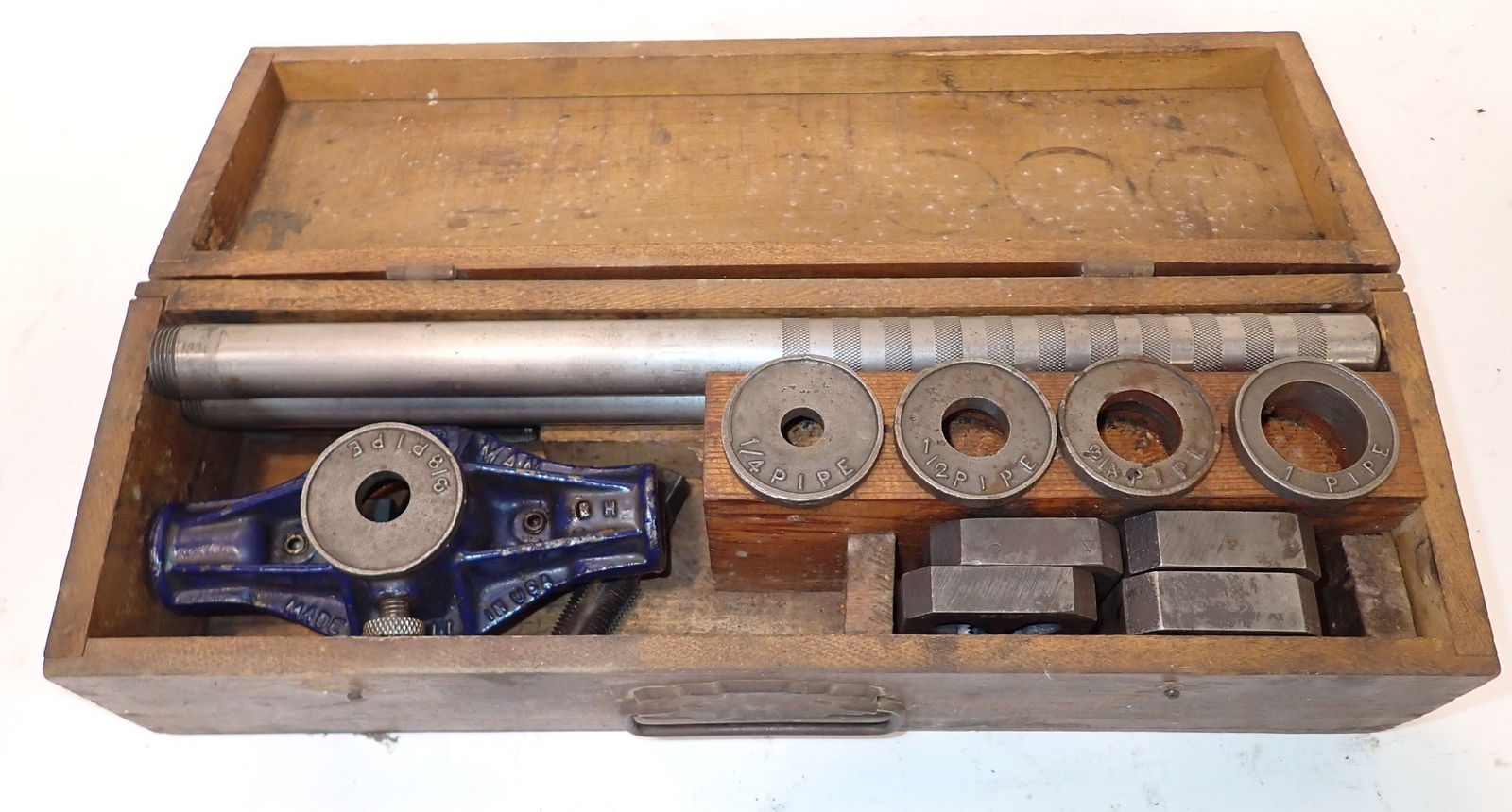 Craftsman Pipe Threader Auction