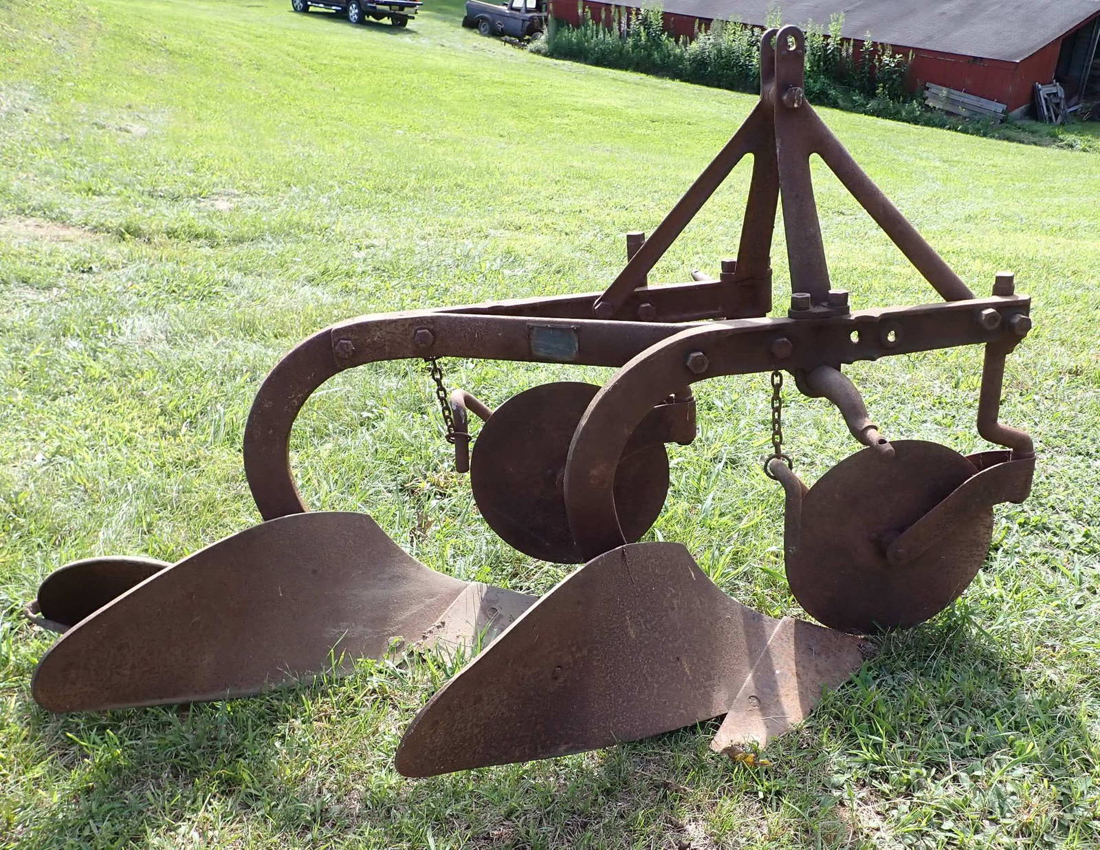 3 Pt Hitch Ferguson Sherman 2 Bottom Plow Auction