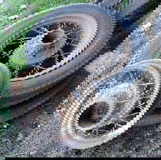 Antique Car Rims And Tires