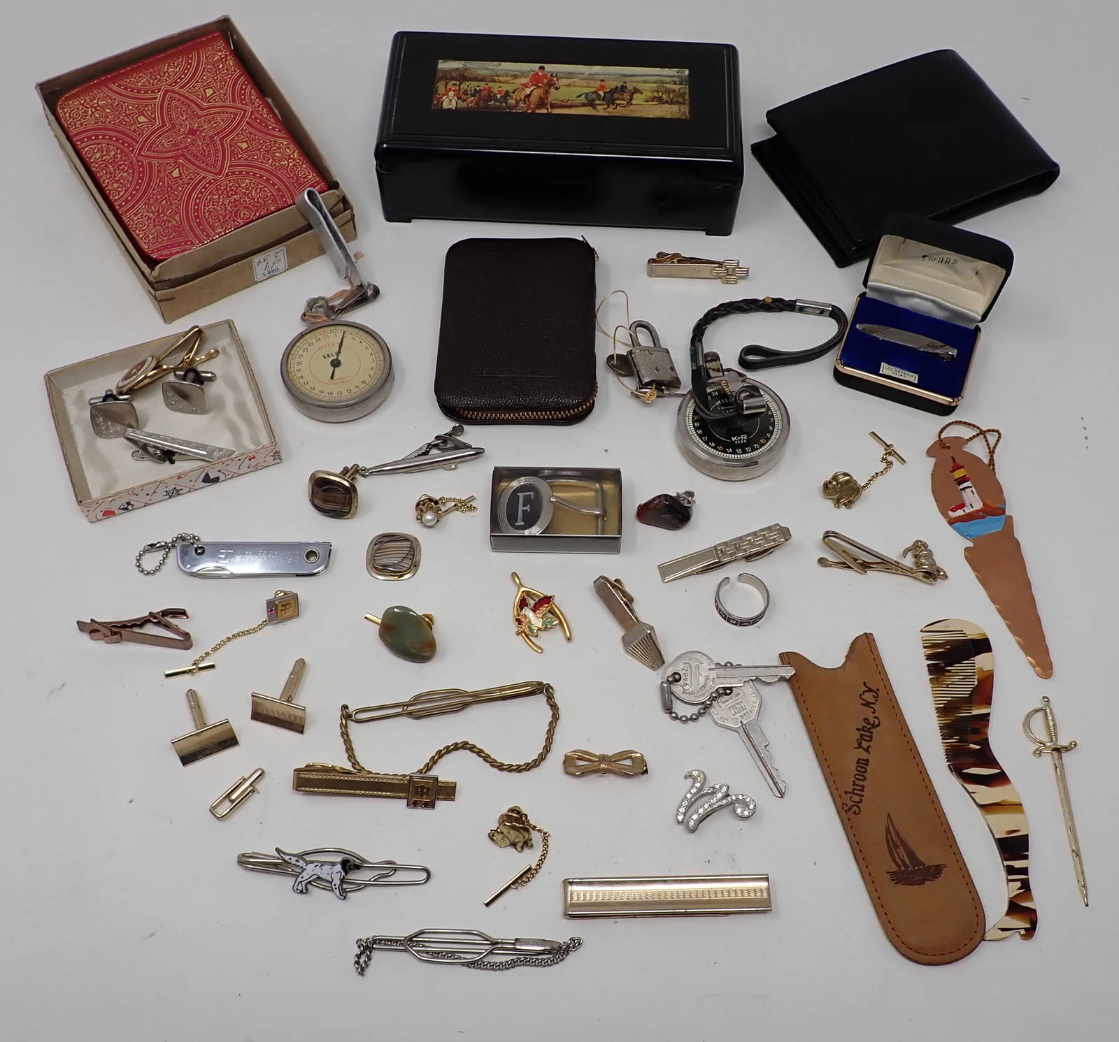 Tie Clasps Cufflinks & Misc Auction