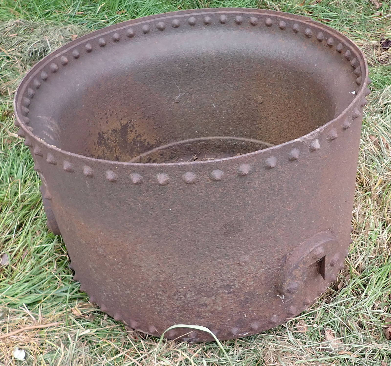 Cast Iron Kettle Auction