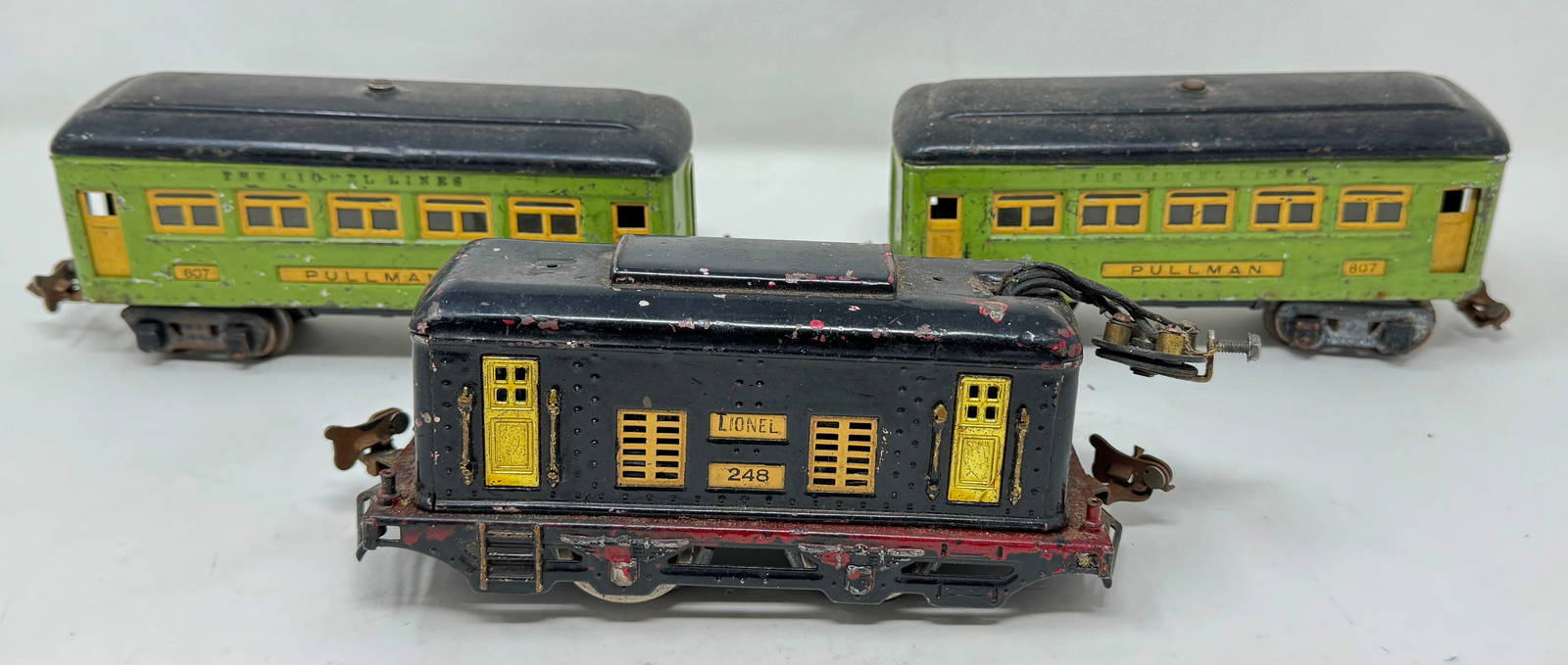 Lionel 248 Electric Locomotive 607 Pullman Cars Auction