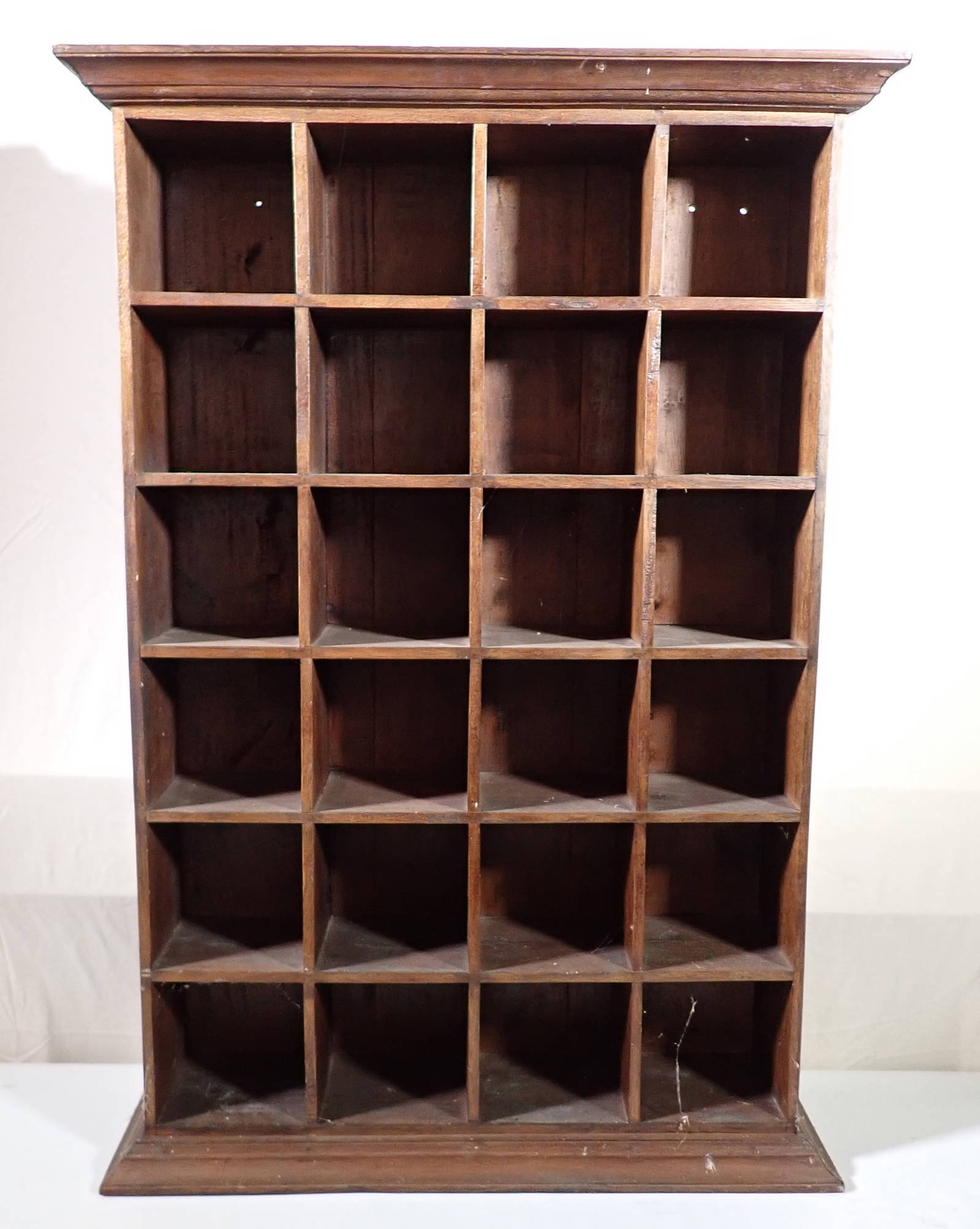 Pottery Barn Free Standing Cubby Shelves Auction