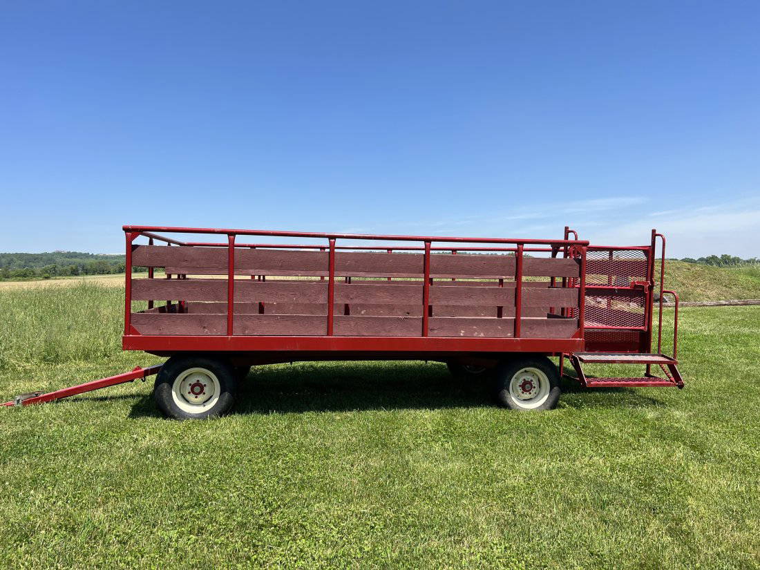 International Harvester Hay Ride Wagon Auction