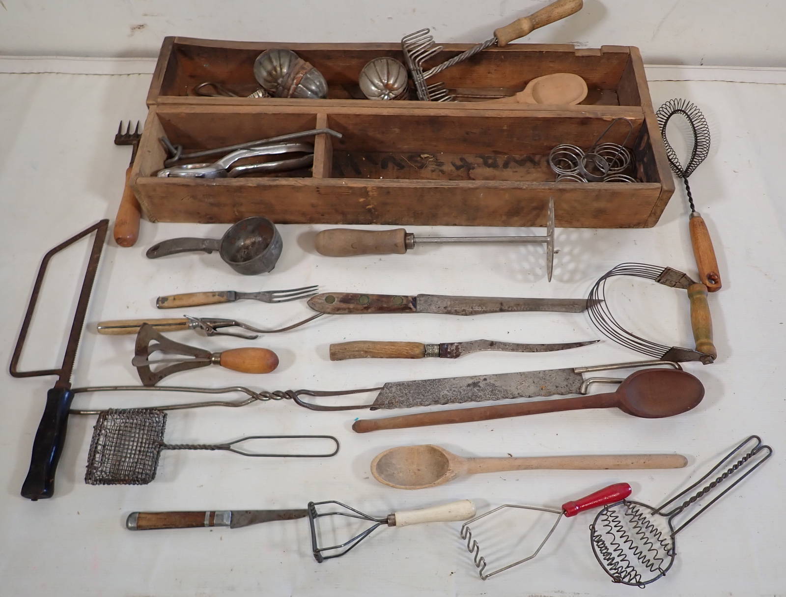 Kitchenware & Misc Auction