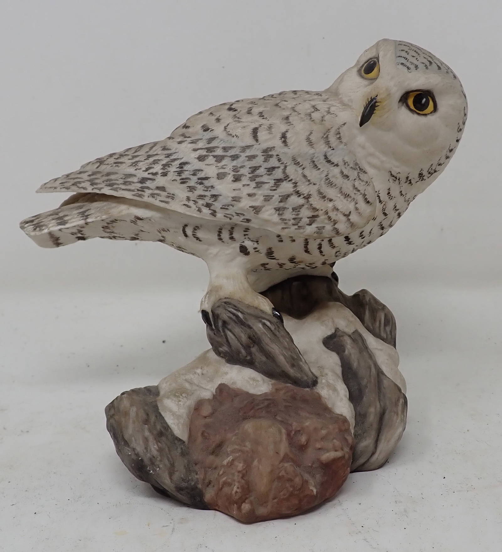 Boehm Snowy Owl Auction