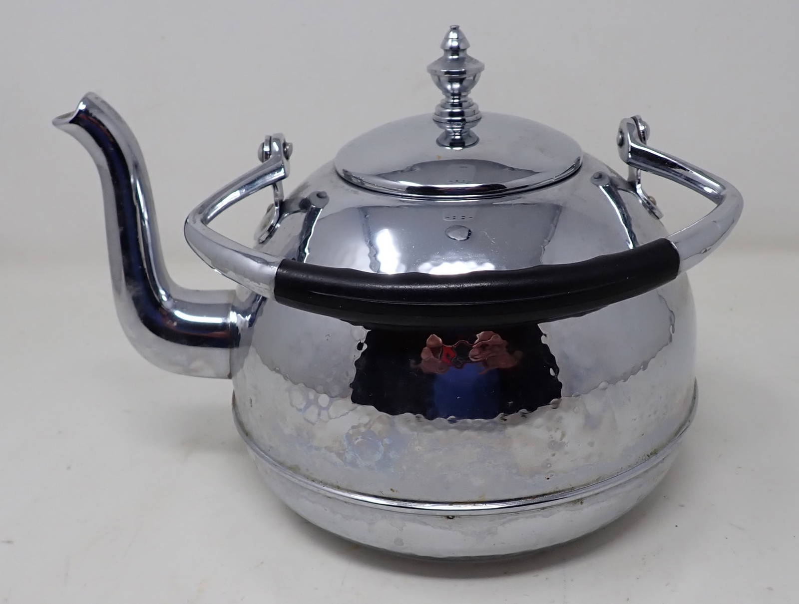 Hammered German Teapot Auction