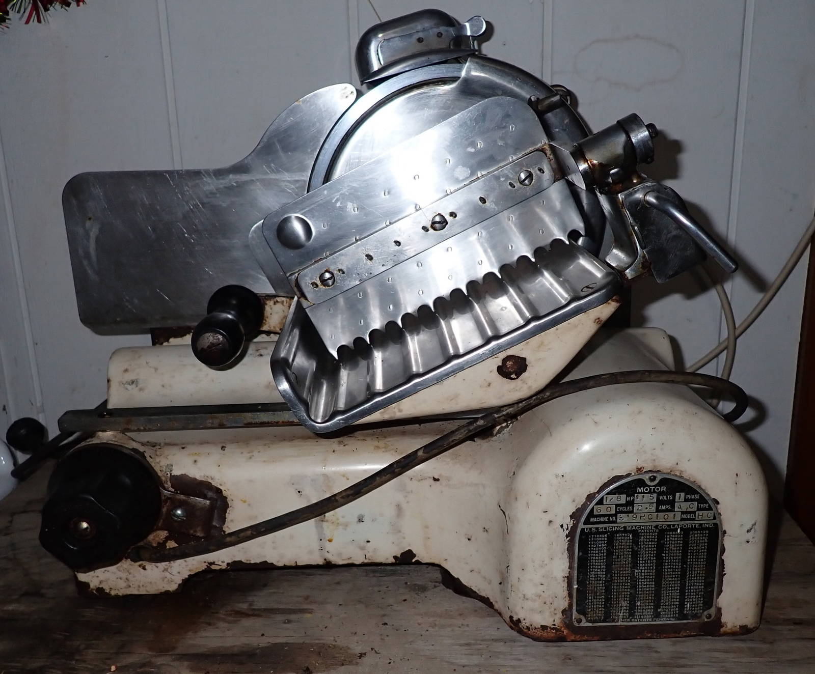 Us Berkel Meat Slicer W/ Model H Sharpener Auction