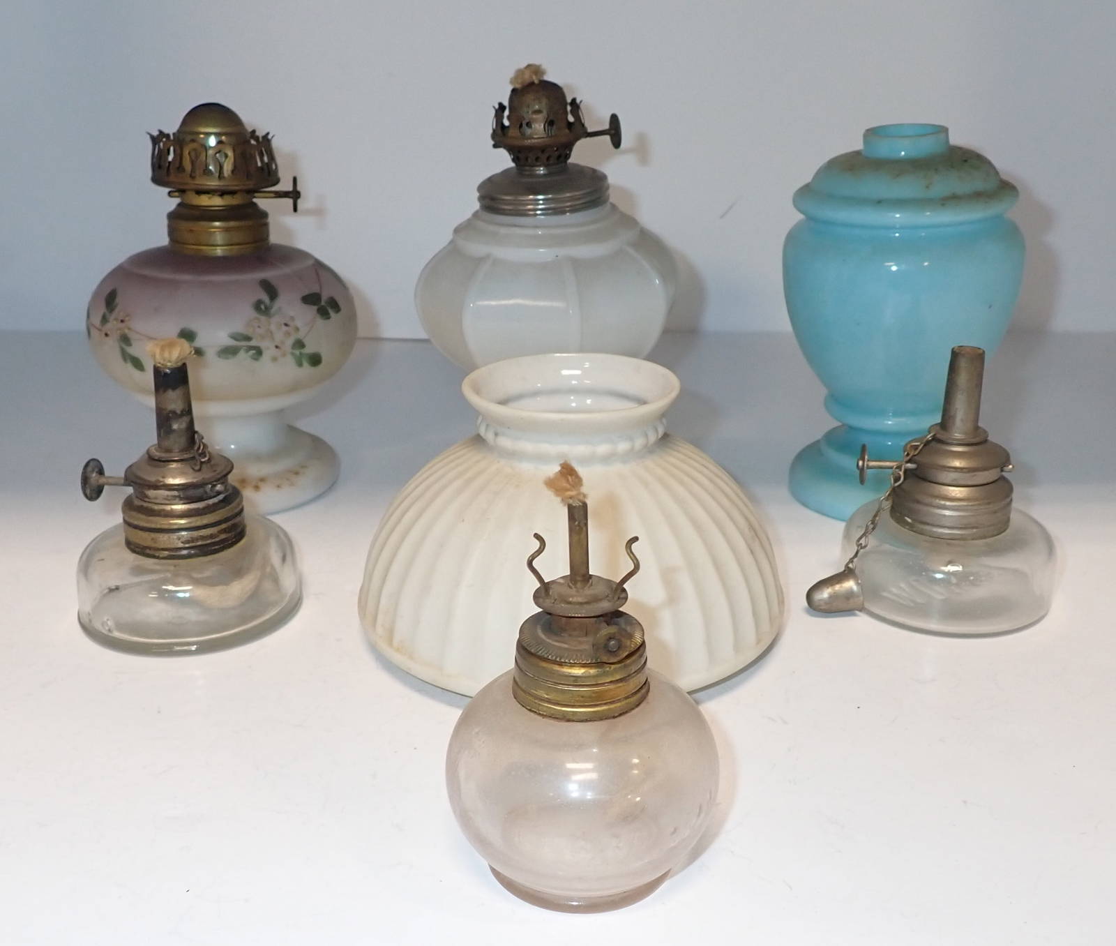 Miniature Oil Lamps Auction