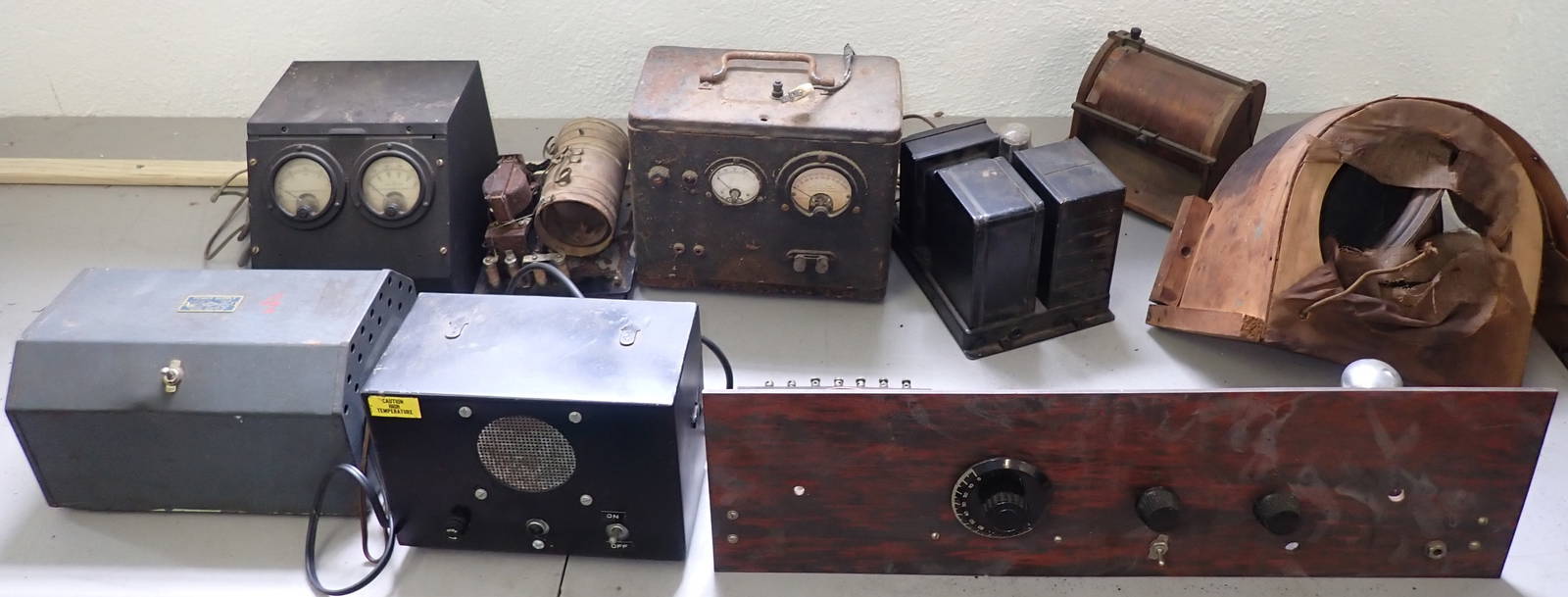 Radio & Misc Electronic Parts Auction