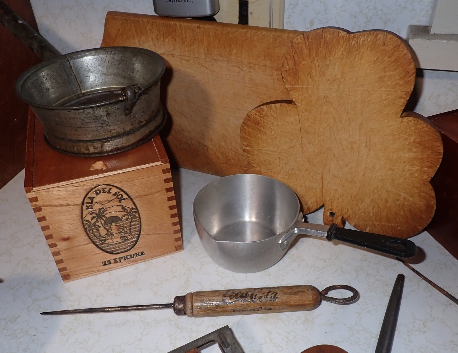 Cutting Boards, Kitchenware, Rulers , & Misc Auction