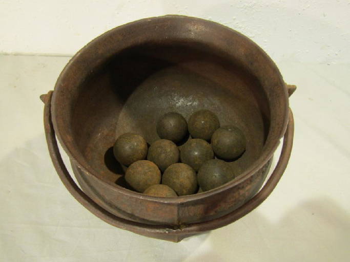 10 Revolutionary War Cannon Balls