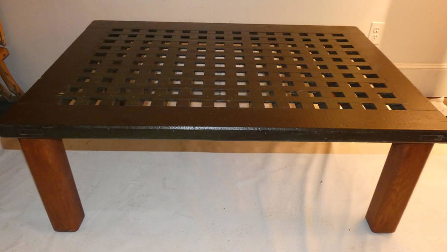 Old Wooden Ships Hatch Table