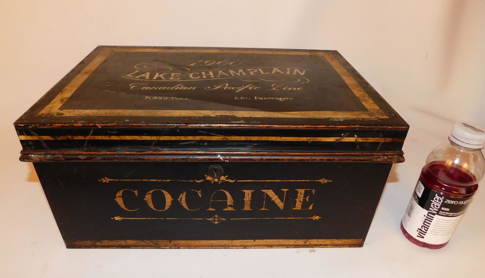 RARE 1900 SHIPS MEDICAL COCAINE TIN BOX LAKE CHAMPLAIN | Barnebys