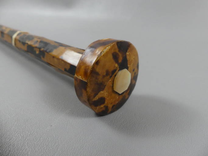 ANTIQUE FAUX TORTOISE SHELL CANE - Oct 02, 2022 | Americana Auctions in MA