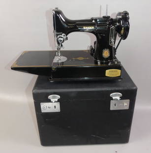 Singer Vintage Featherweight Sewing Machine 3 120