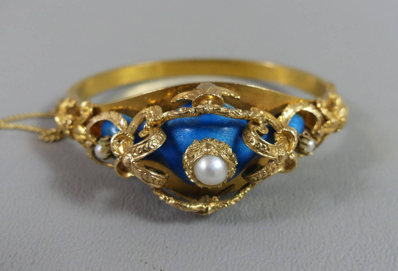 14k Antique Gold Cuff Bracelet Auction