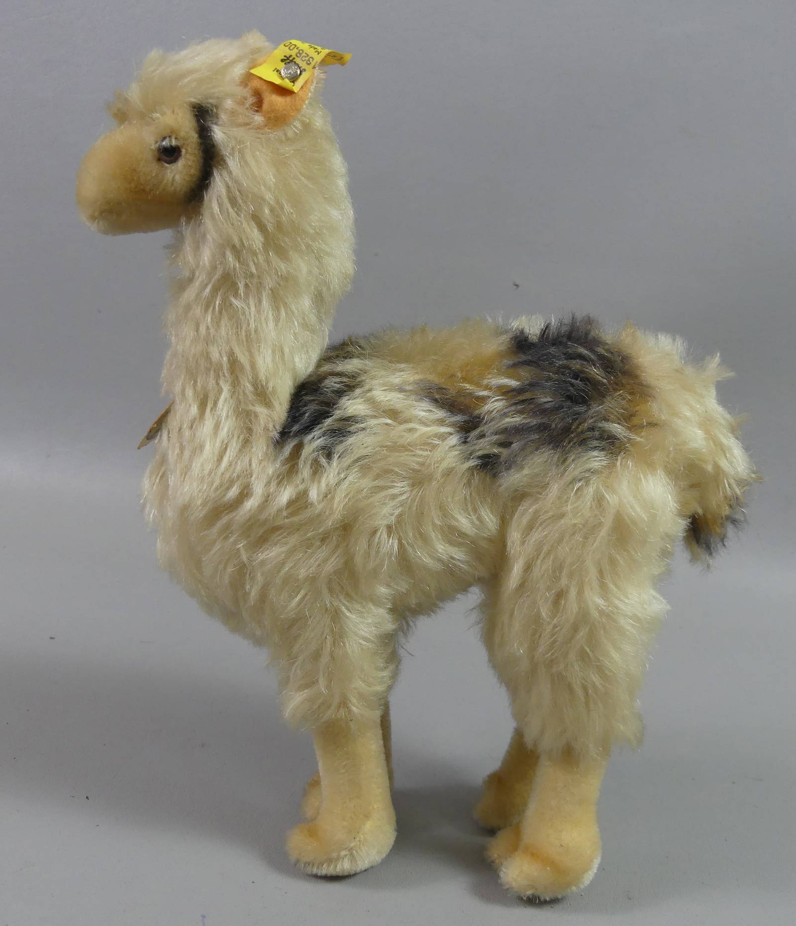 Old Steiff Stuffed Lama Auction