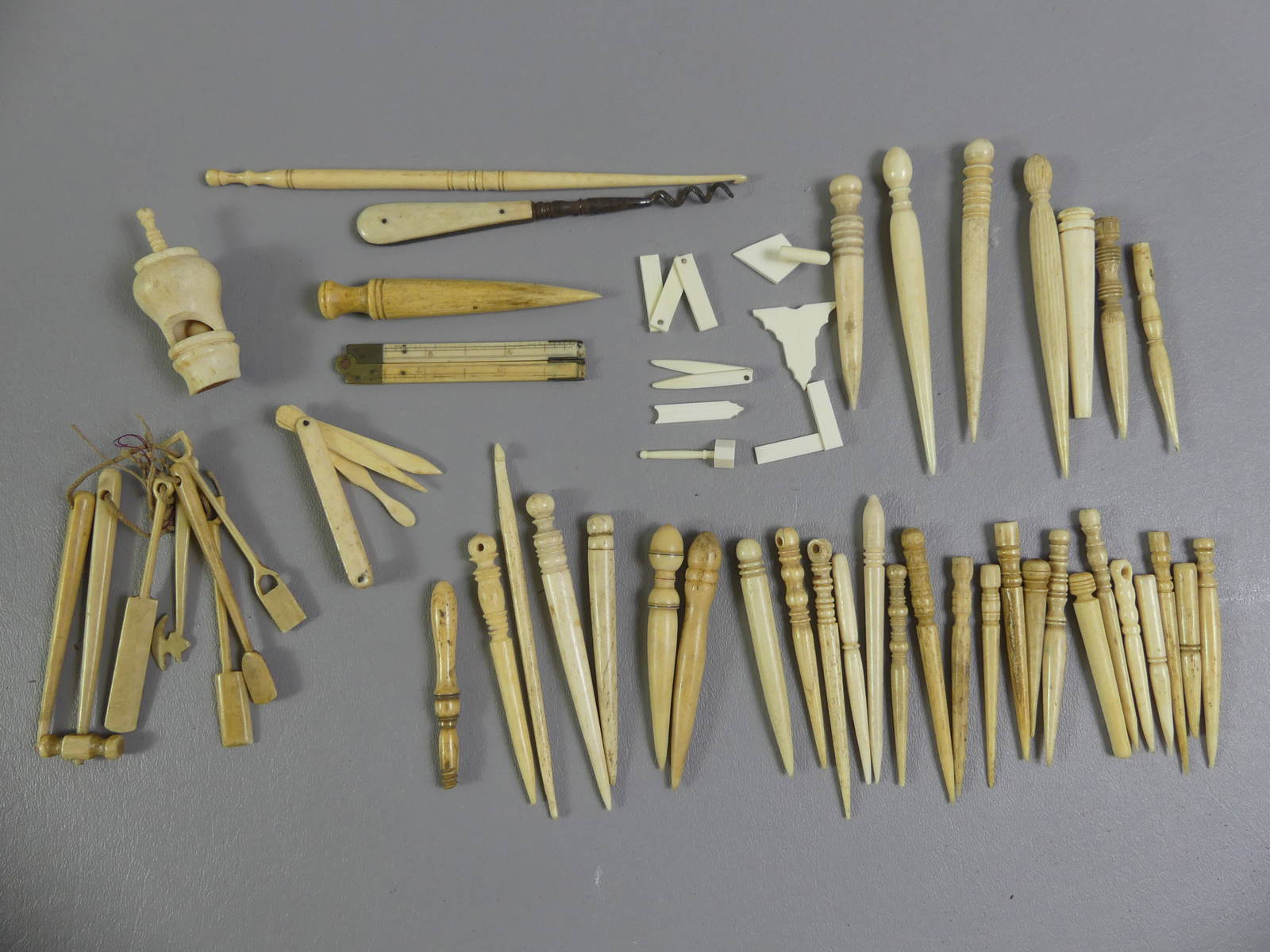 Lot Whale Bone Tools, Fids, Etc Auction