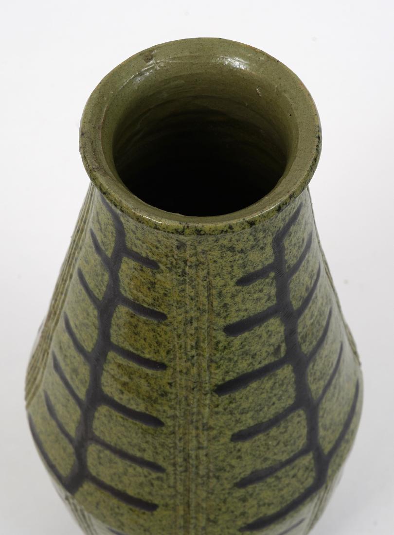 Jarko Zavi Green Ceramic Vase - Jul 18, 2019 | Abington Auction Gallery ...