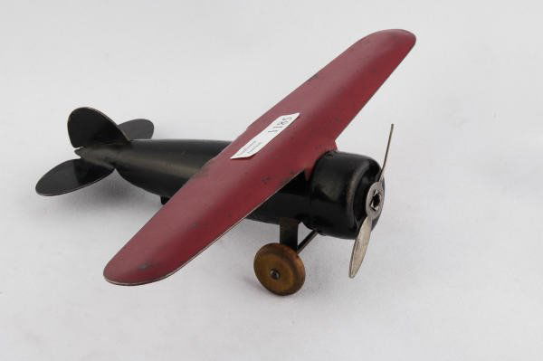 1185: Wyandotte Lockheed Vega Radial Engine Monoplane