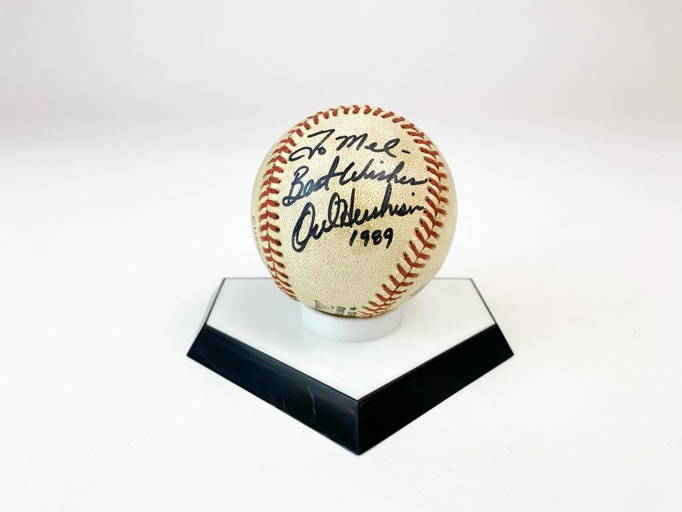 Orel Hershiser Signed Baseball - Sep 26, 2021 | Hughes Auctions in CA