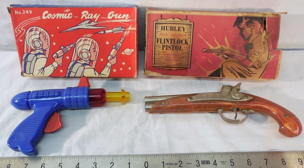 Cosmic Ray Gun and Hubley Flintlock Pistol w Boxes - Jan 25, 2020 ...