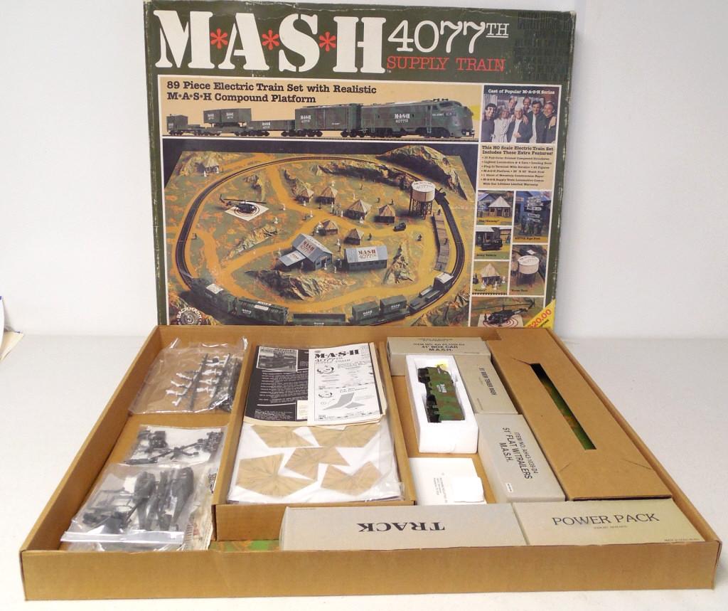 Bachmann Mash 4077 Supply Train Set In Box