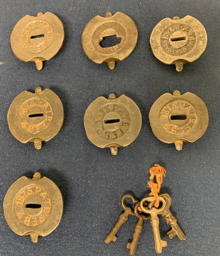 lot of 8 Cast Iron Bank Bottom Plugs & keys (#0149) on Jan 15, 2022 ...