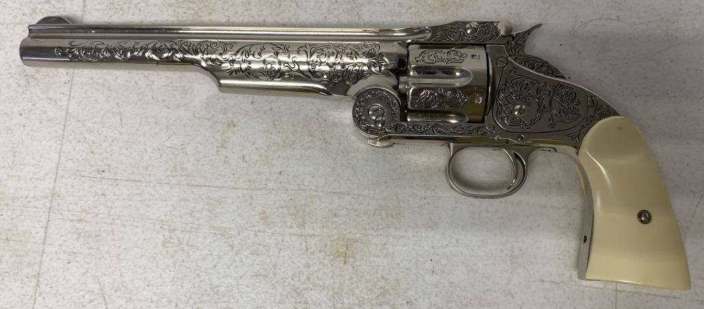 Non Working Replica Six Shooter (#0472) on Dec 10, 2022 | Rentzel's ...