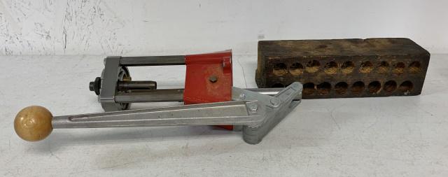 (2) Lee Shot Gun Shell Reloader/wooden Caddy Auction