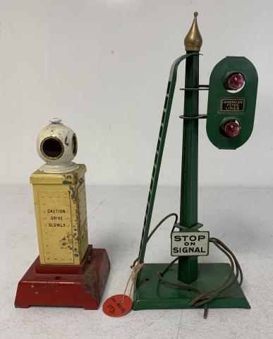 (2)lionel & American Flyer Model Train Signals Auction
