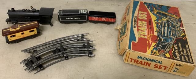 Marx Mechanical Train Set In Box Auction