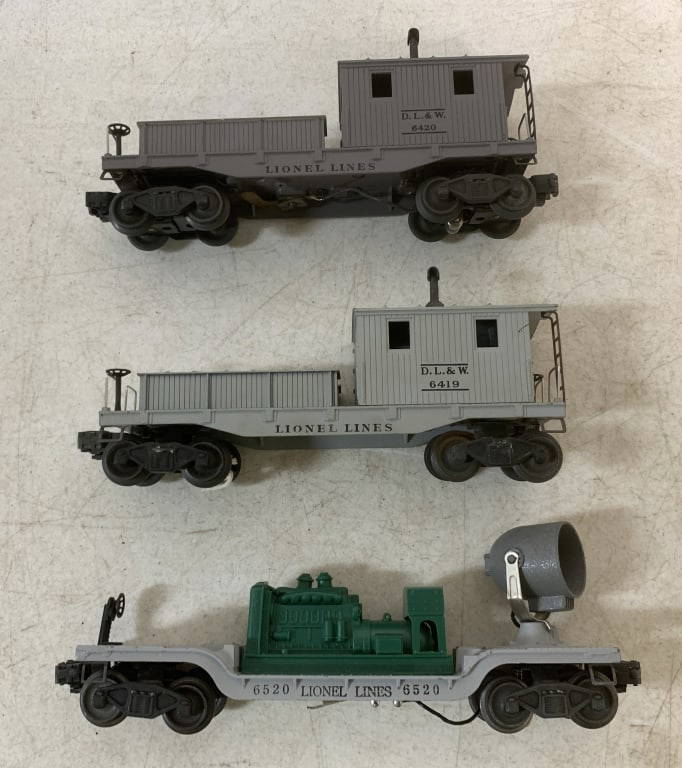 3 Lionel Pcs-wrecking Car, Searchlight Car Auction