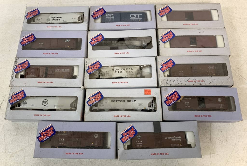 14 Front Range Ho Train Cars Auction