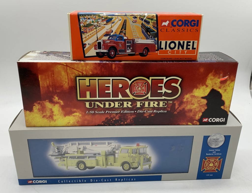 3 Corgi Fire Engines,nib,1/50 Scale,macks Auction