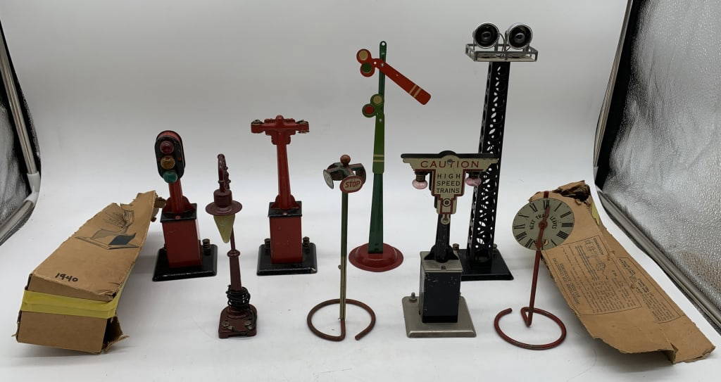 8 Pcs Train Signal Lights,lionel,marx & Co,others Auction