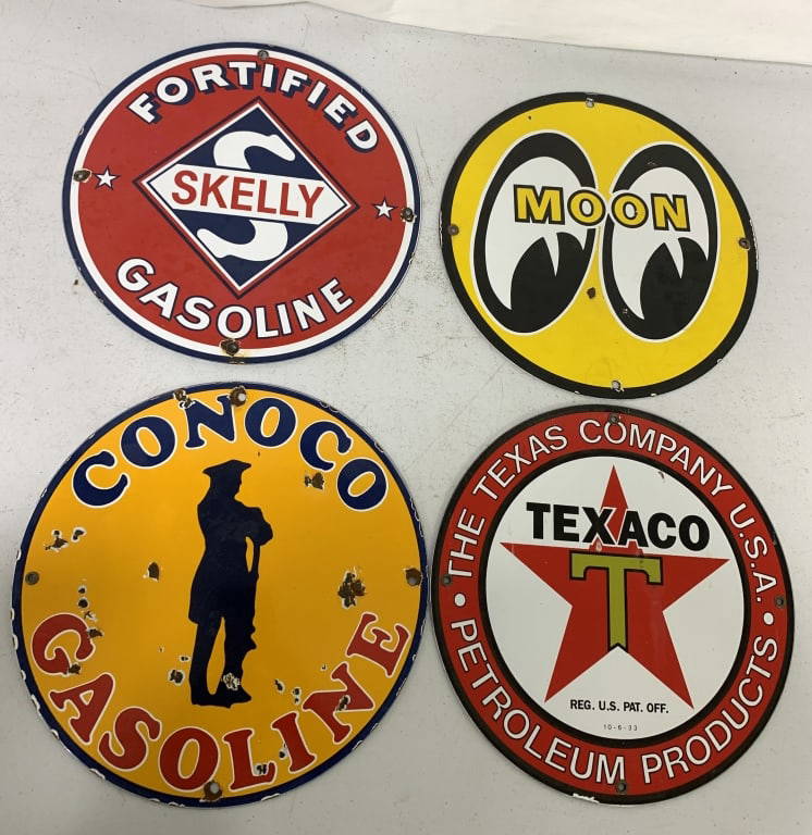 Skelly, Moon, Conoco And Texaco Signs Auction