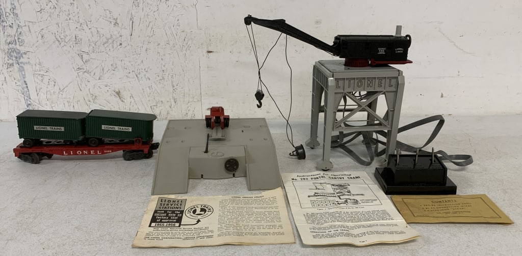 2 Lionel Pcs-transportation Set/crane/ Boxes Auction