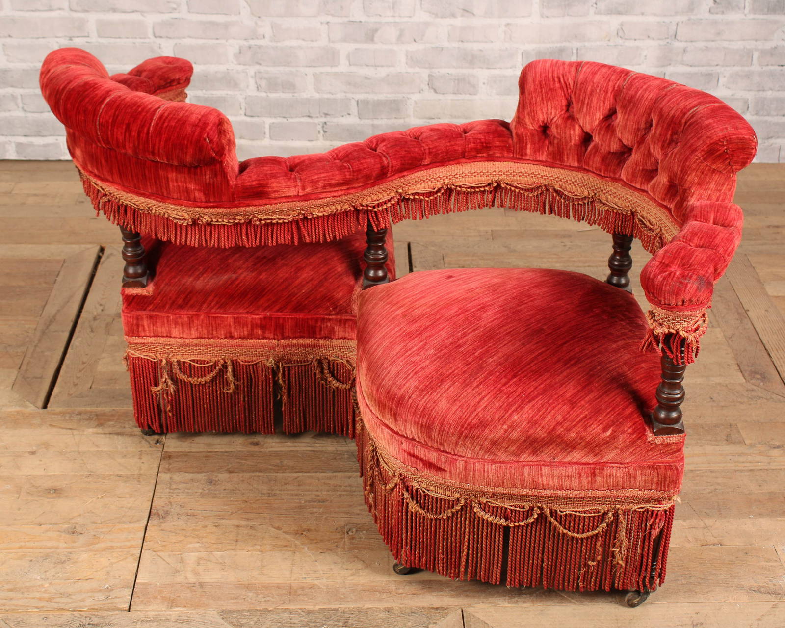 Victorian Era Velvet Tete A Tete Courting Bench Auction