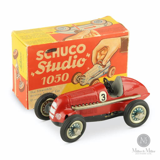 Schuco, Studio 1050 Wind Up Race Car