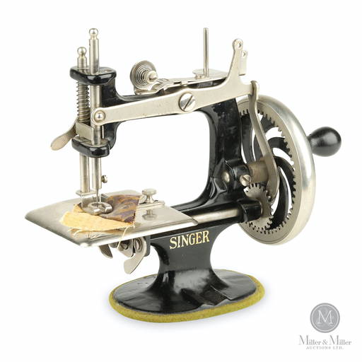 Singer Model 20 Child's Sewing Machine