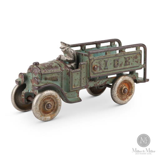 Kenton, Cast Iron Ice Truck - Mar 19, 2022 | Miller & Miller Auctions ...