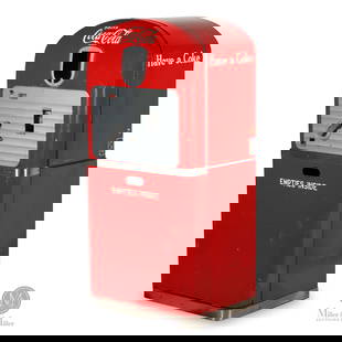 Coca Cola 'vendorlator Vmc44' Vending Machine