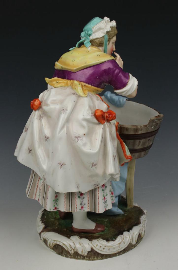 Johansen Roth Dresden figurines "Washerwoman